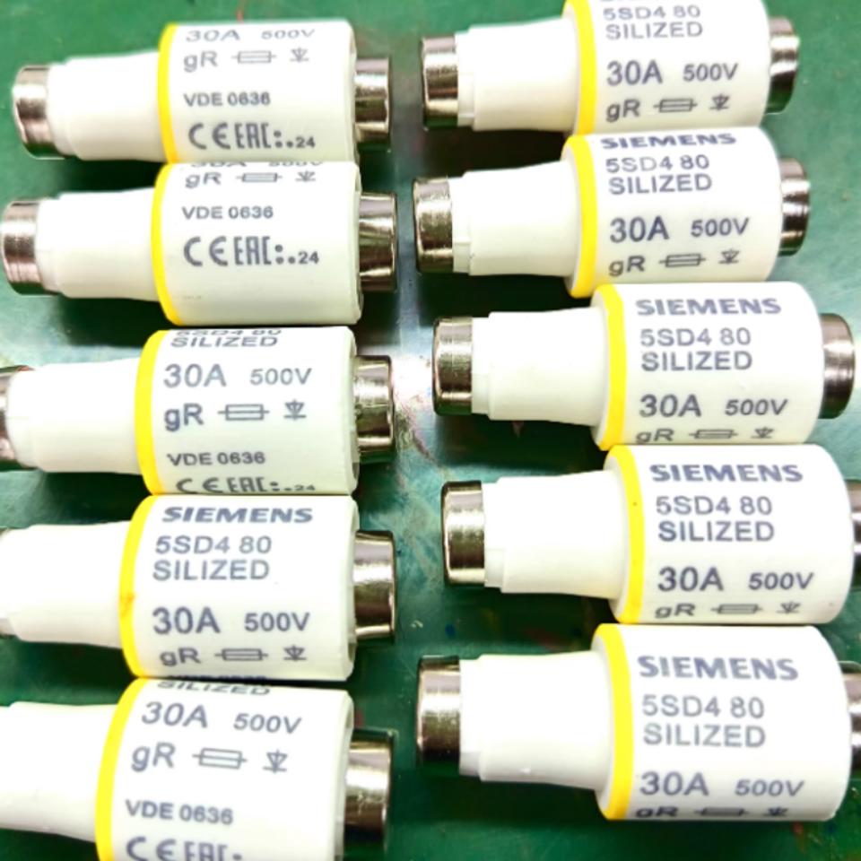 1PCS 100% Brand Original 5SD420/5SD430/5SD440/5SD480 Siemens 500V 30A ...